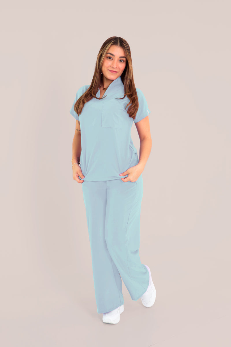 Venus Azul Cielo Antifluido – Suma Scrubs